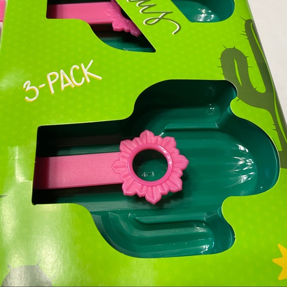 Kitchen | Nwt Cactus Shape Popsicle Ice Pop Tray Maker Freez | Poshmark